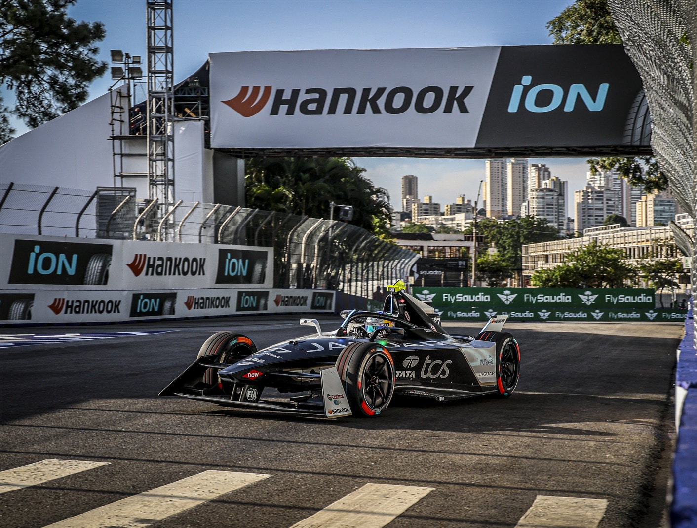Hankook Tire Motorsports Official Website